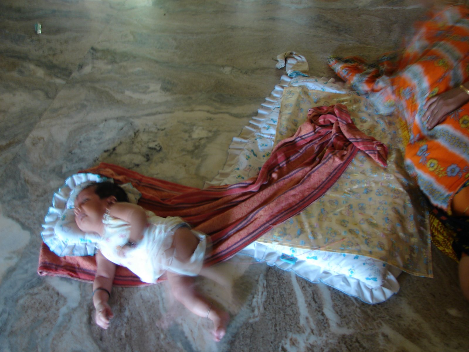 Meena Maami? Meenu Mommy!: Wink and babydom is gone