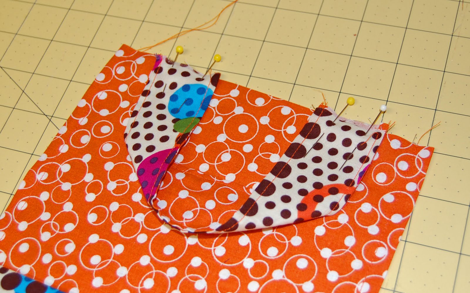 Pin and Paper: Hanging Circular Knitting Needle Holder - a tutorial