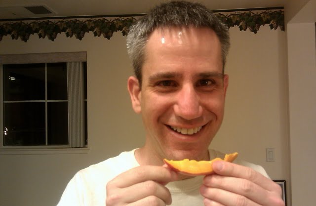 the mandarin menace: How To Eat A Mango: A Photo Ass-ay