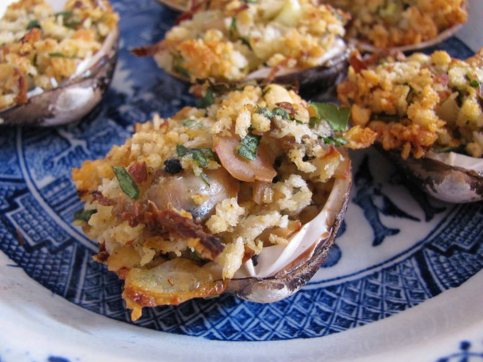 bookcooker: That Old Cape Magic and Stuffed Quahogs