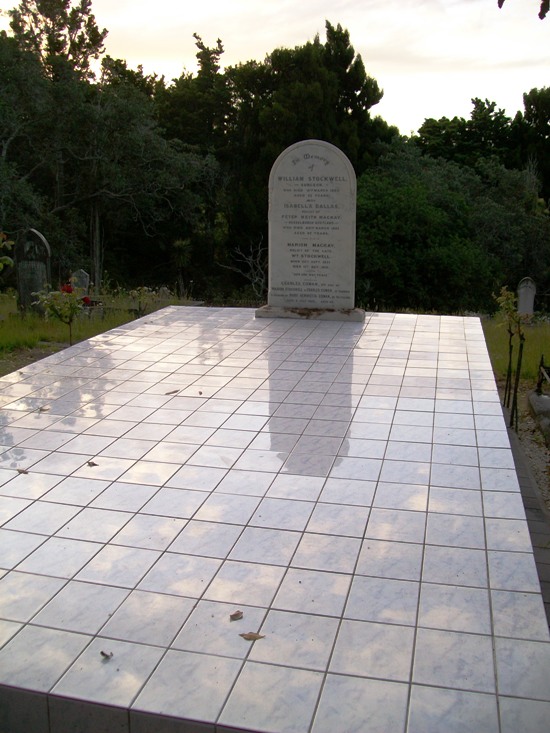 Timespanner: White tiles forever: the grave of Dr William Stockwell
