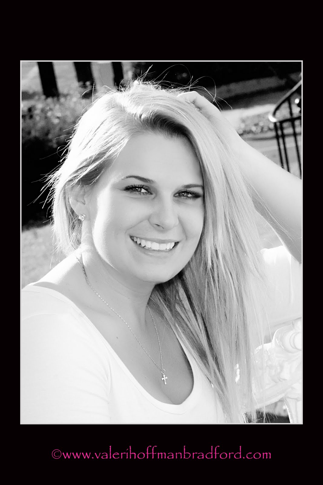 Photography by Valeri Hoffman Bradford: CAITLIN-Bloom Carroll Senior