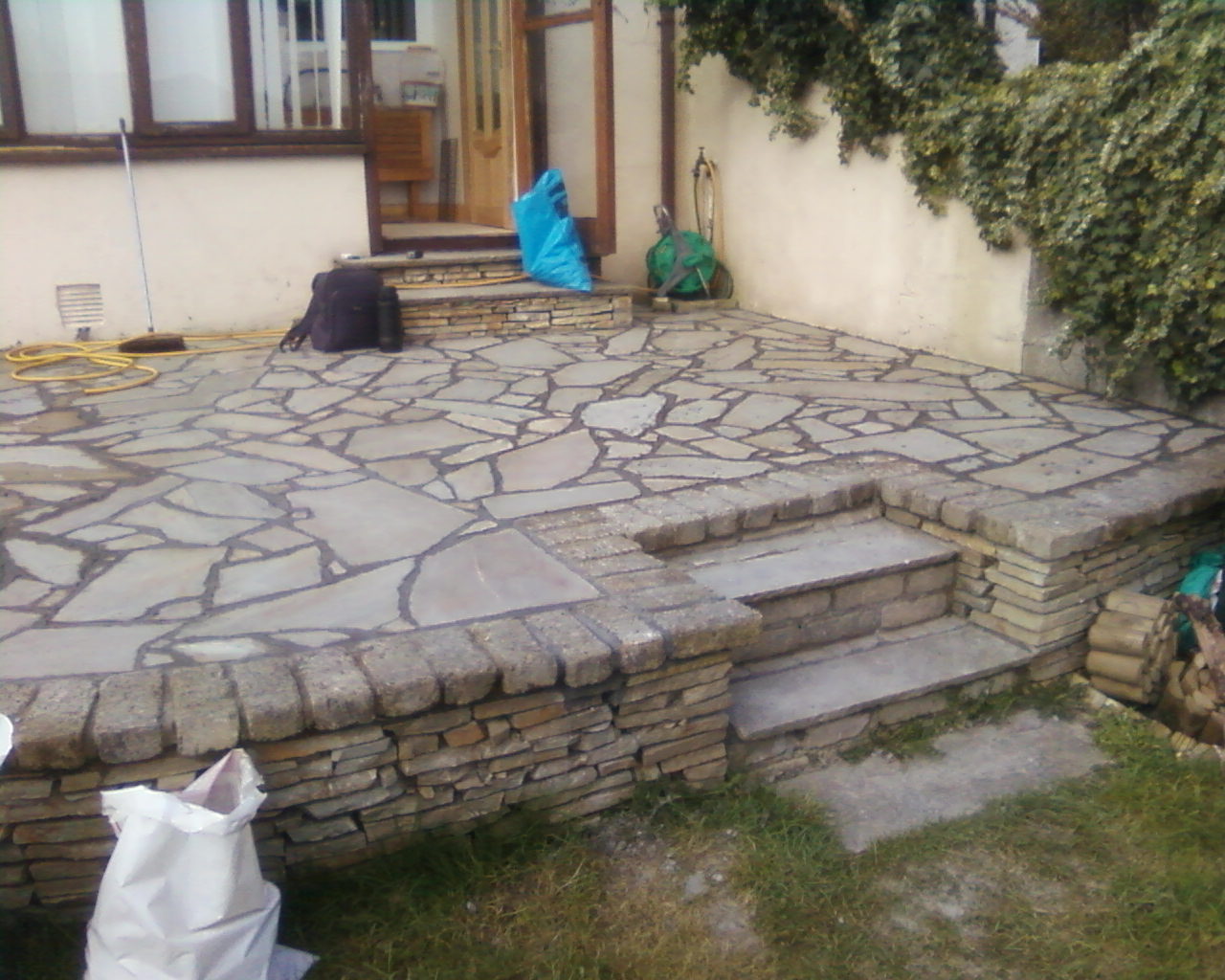 PAVESCAPE: Example of 'Crazy Paving' Style (Donegal Quartz) Job.