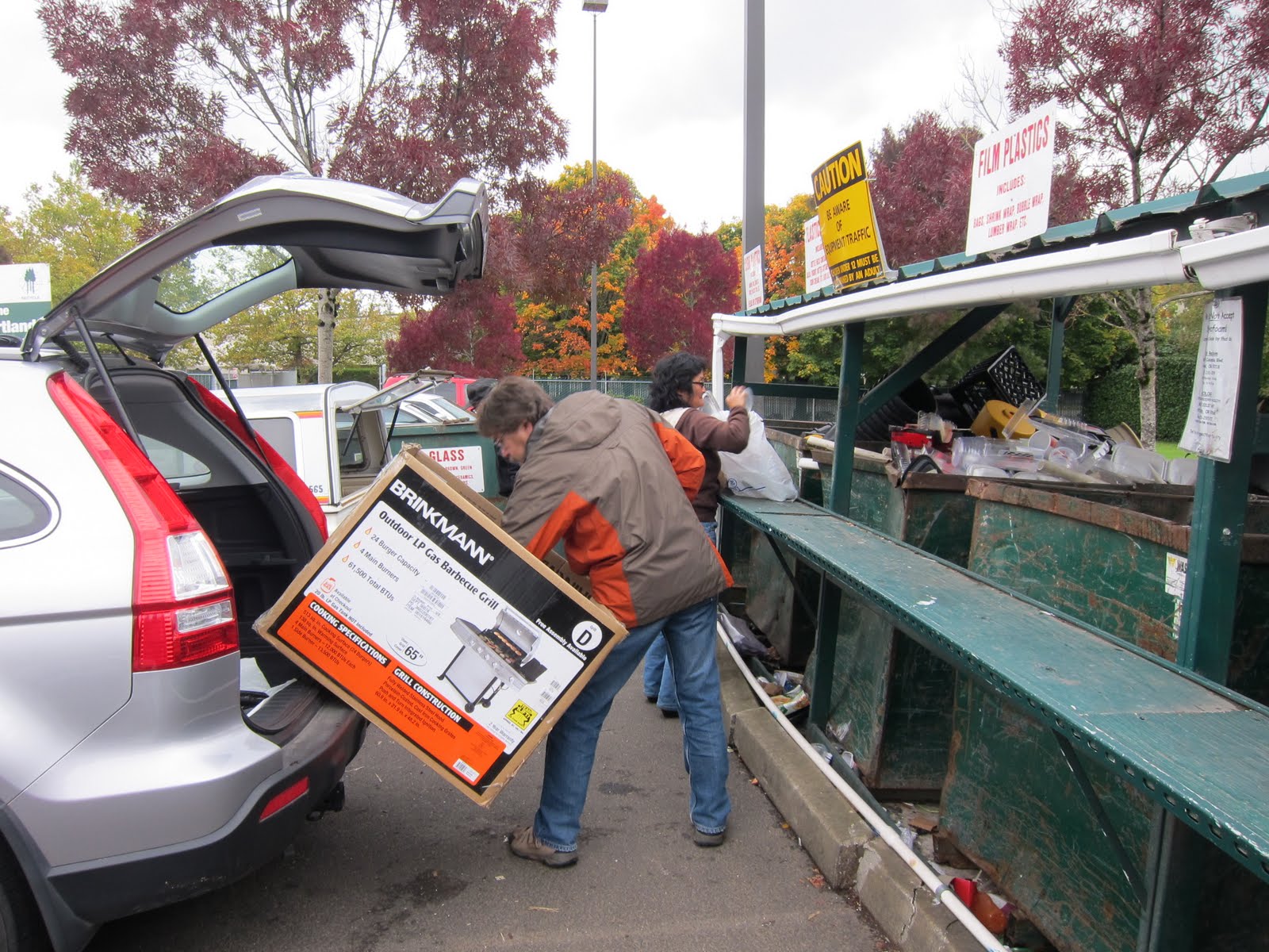 the trashbasher: Drop-off recycling in Portland