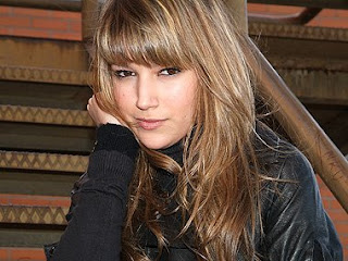 Clara y Carmen: Personajes de la serie: Física o Química