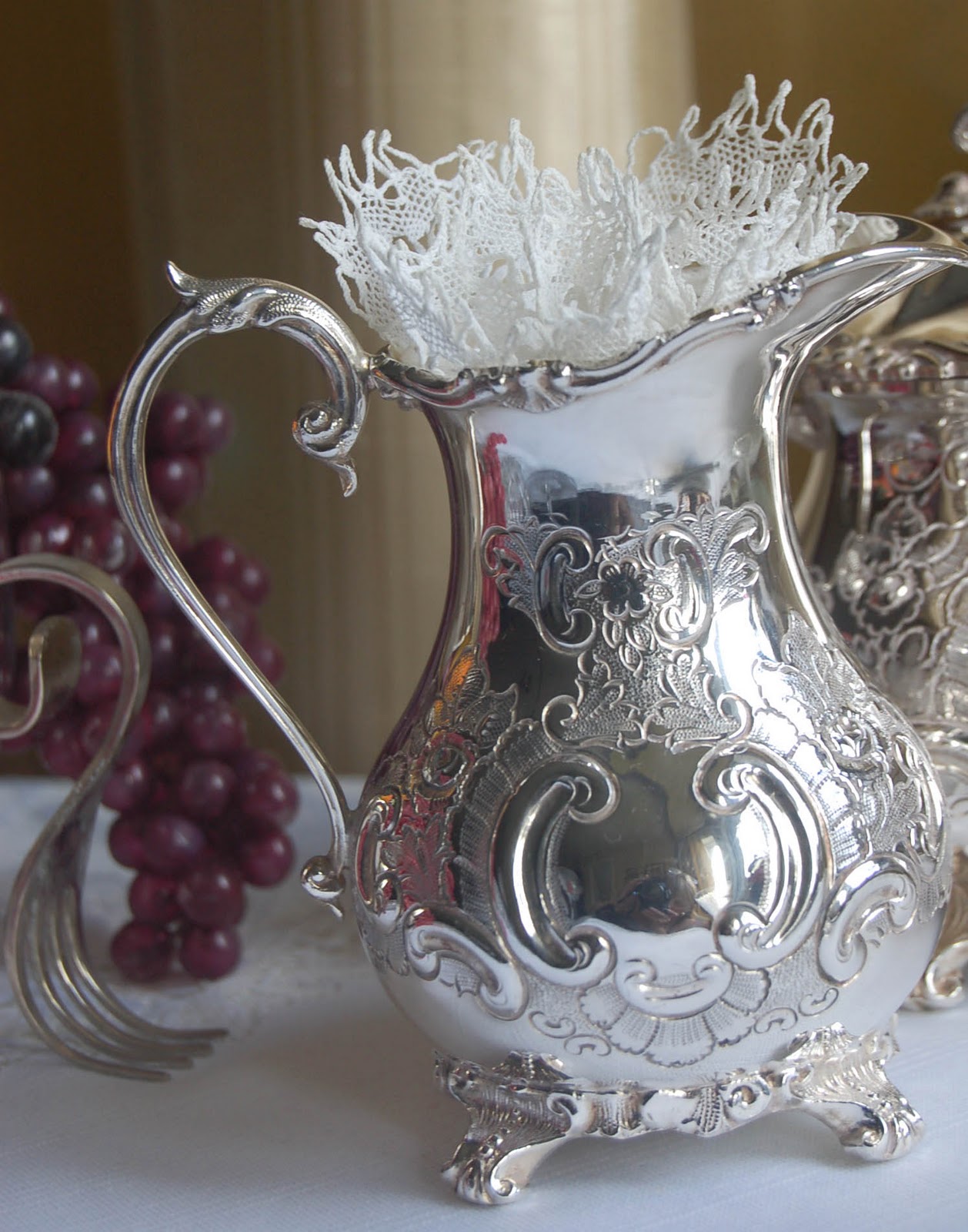 Breath of Fresh Air: The 8oth, Teapot And Tea Things Tuesday: