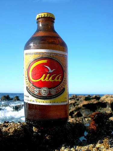 Tipo cenas: Cerveja em Angola