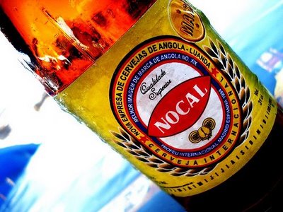 Tipo cenas: Cerveja em Angola