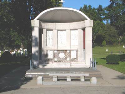 Our American Melting Pot: Pictures of (Most) Holy Trinity Cemetery ...