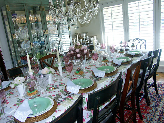 Birthday Luncheon for the Girls of Summer - Entertaining Women