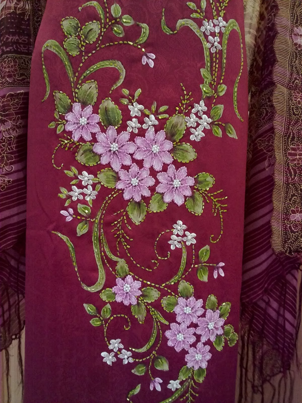 BUTIK IZIS: NEW ARRIVAL FOR RAYA STOCKS 2010