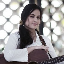 Miles of smiles: Ana Raffali juara AJL25 tu rupanya seorg blogger gak..