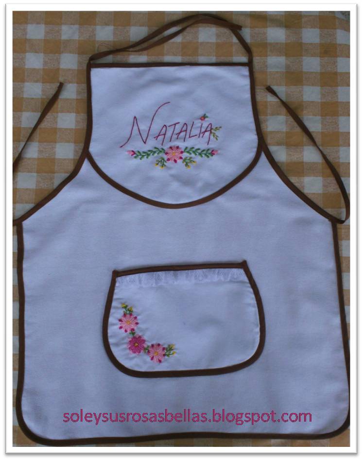 ROSAS BELLAS: MANDILES COQUETOS