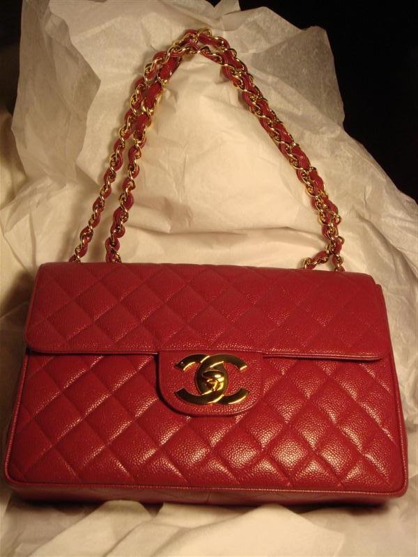 The Fashion Fusion: Review: Chanel Classic Mini Flap Bag in Red