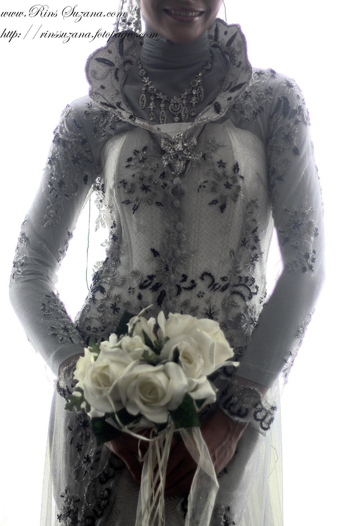 Isi haty Erysaa hanya berada d'blooger: caring is marry