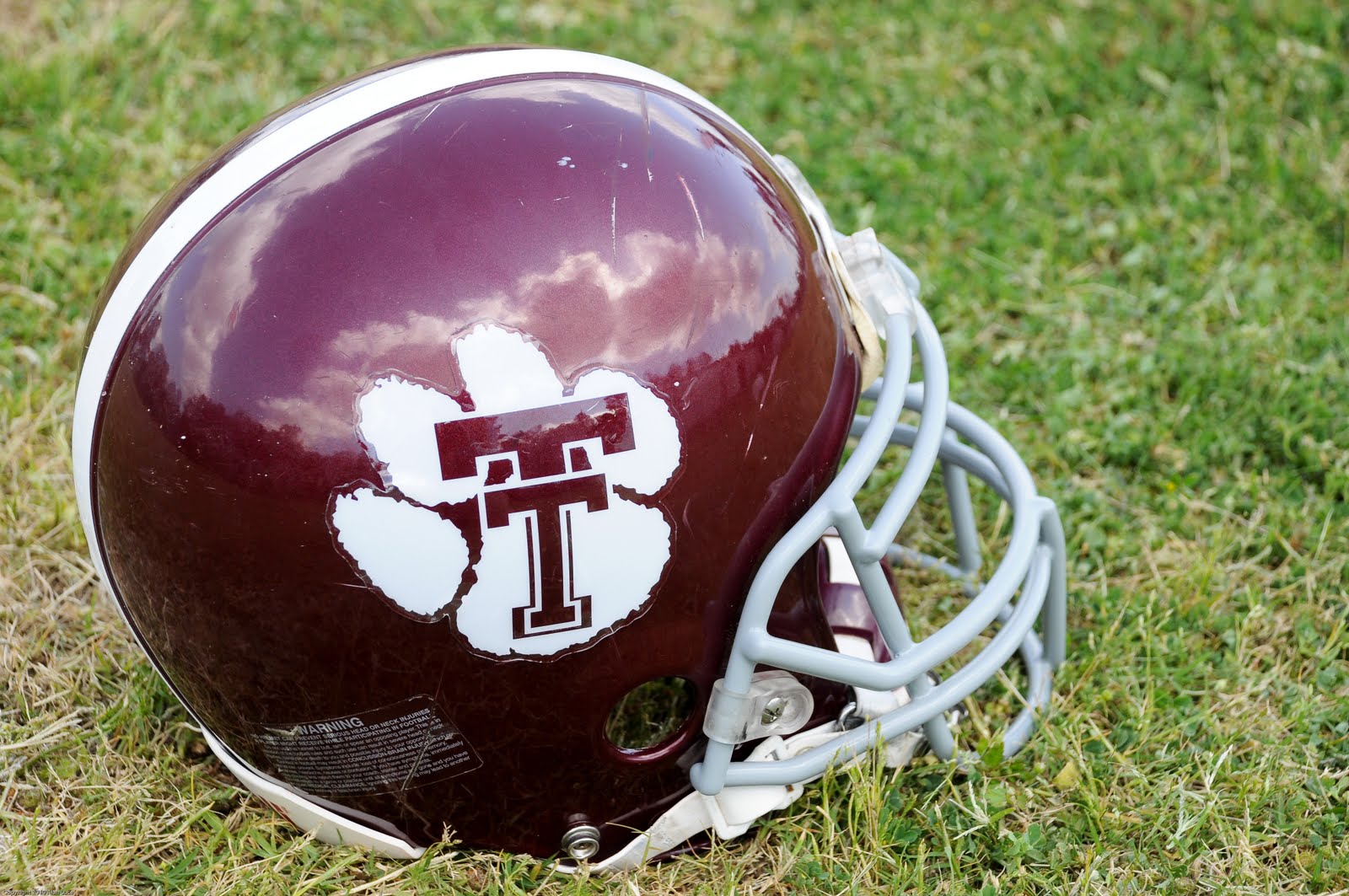 ALAN LUCE PHOTOGRAPHY: Troup Tigers Fall 2010 Football Magazine Shoot