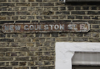 Victorian Road signs circa 1866-1917 | Through the Eyes of a Londoner