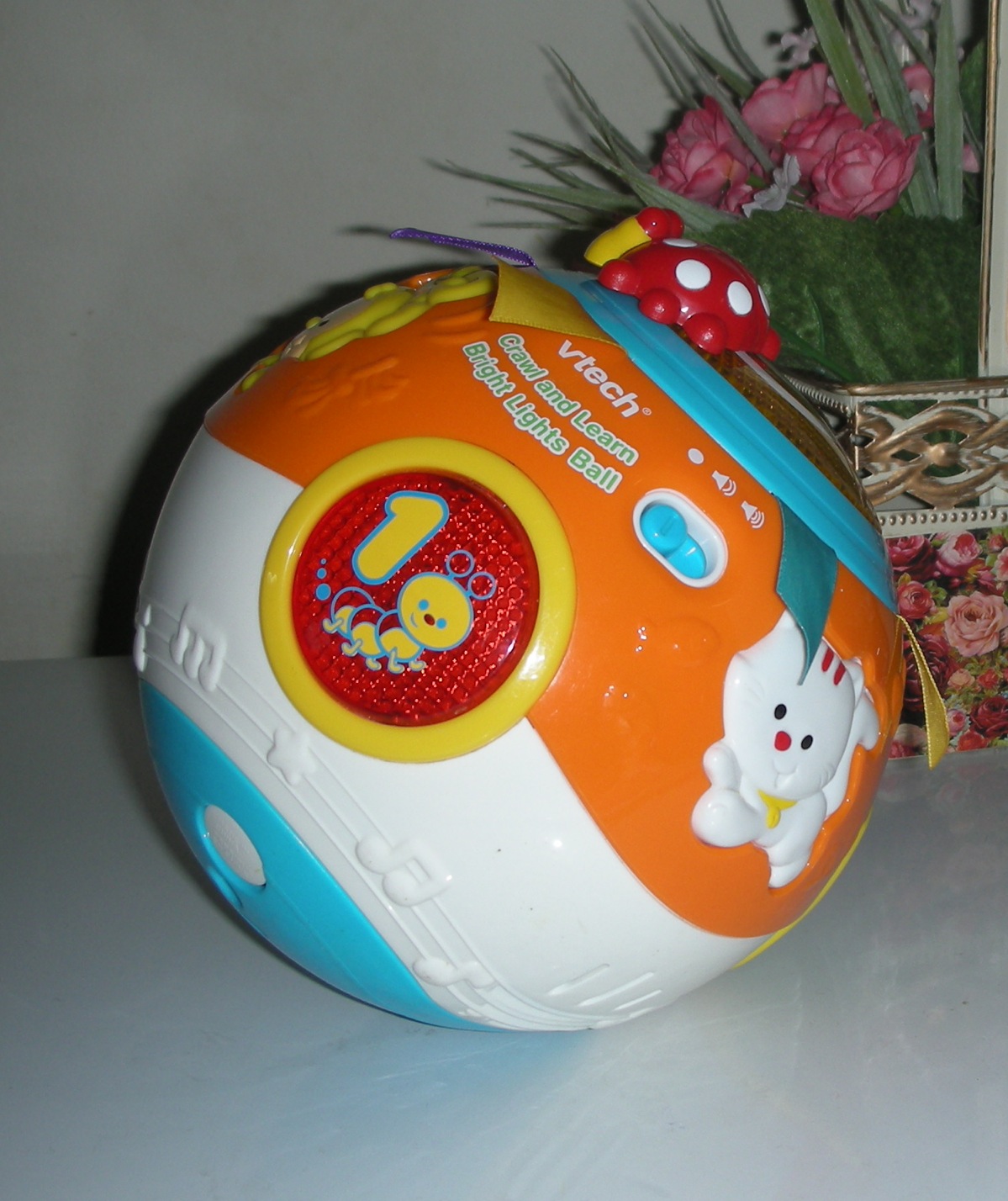 Recommended and Pre-loved: T01 - VTech crawl ball