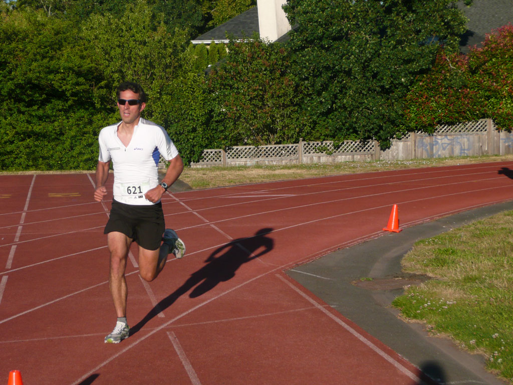 Running Tough: Q Track Series 3000m