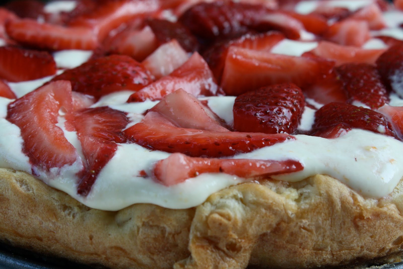 Strawberry Cream Puff Cake