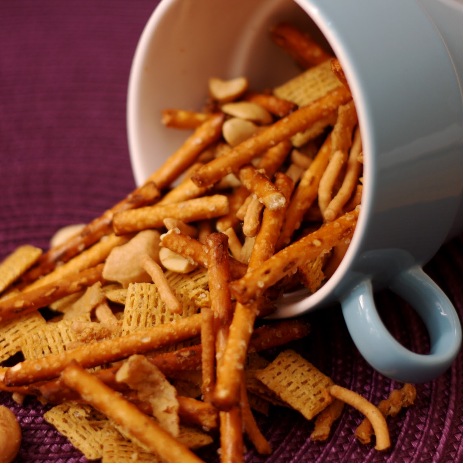 The Sweets Life: Life Cereal Snack Mix