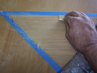 The Greentiques Solution: How To Refinish A Table-Part 3-Sanding The Table