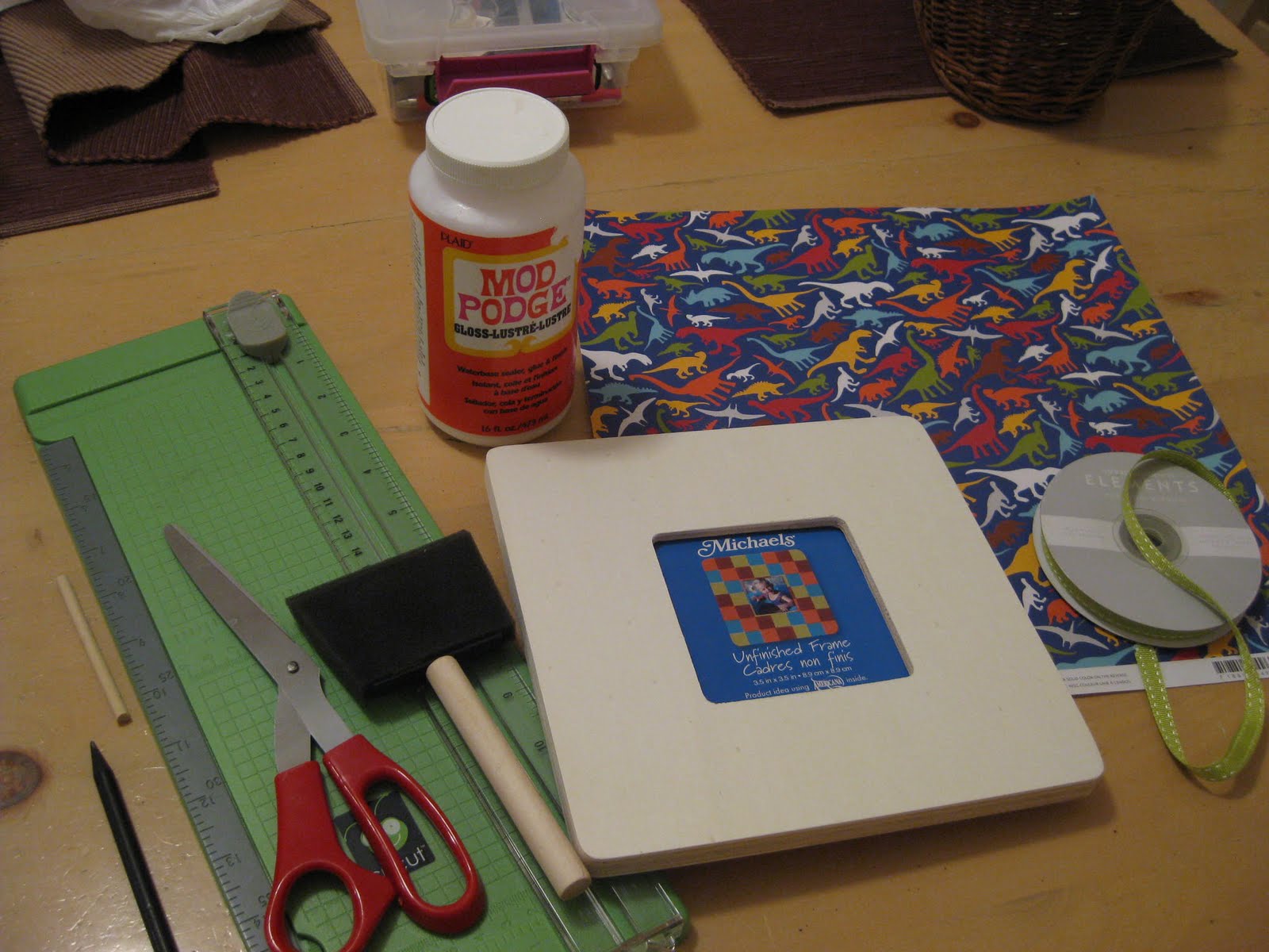 H is for Handmade: Easy DIY Picture Frames