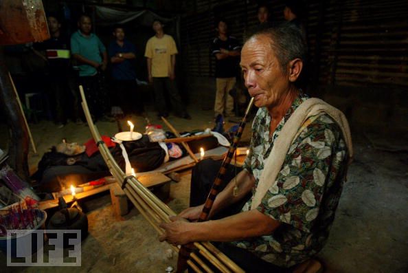 Random Rants & Thoughts of a Hmong Chick: Experience at the traditional ...