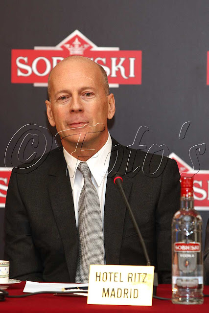 Fer-Foto: Bruce Willis presenta Vodka