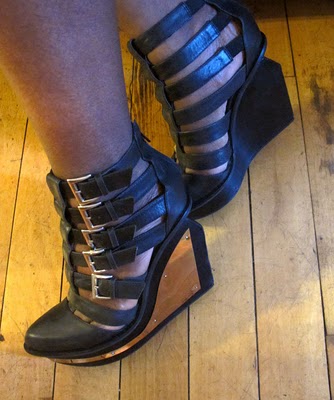Beautifully Desired: Spring/Summer '11 Trend-Wedges