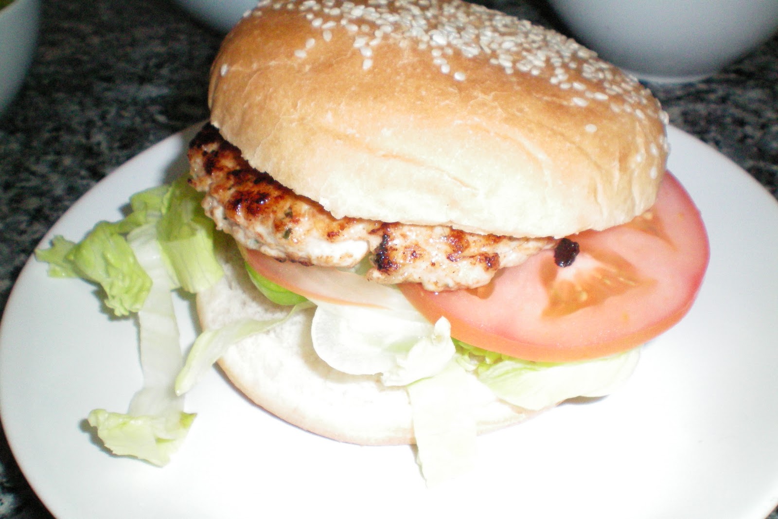 COCINA CON AMIGOS...: HAMBURGUESA DE POLLO