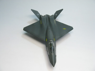MADE BY WOODSTOCK: TRUMPETER 1/144 YF-23