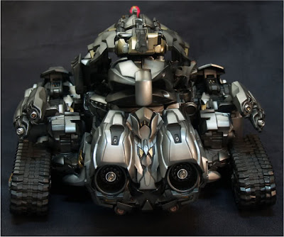 Megatron Ravage custom by Leon Ku ~ TOYMAKER