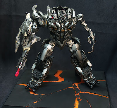 Megatron Ravage custom by Leon Ku ~ TOYMAKER