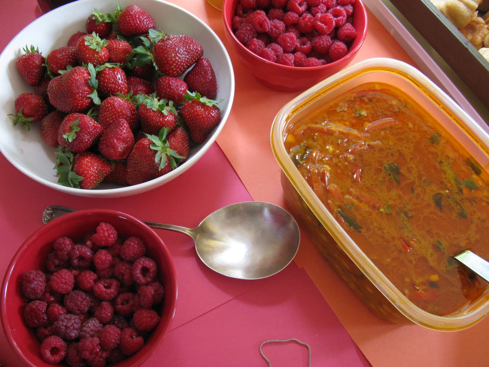 Vegan Eats and Treats!: Rainbow Potluck! It's so intense!