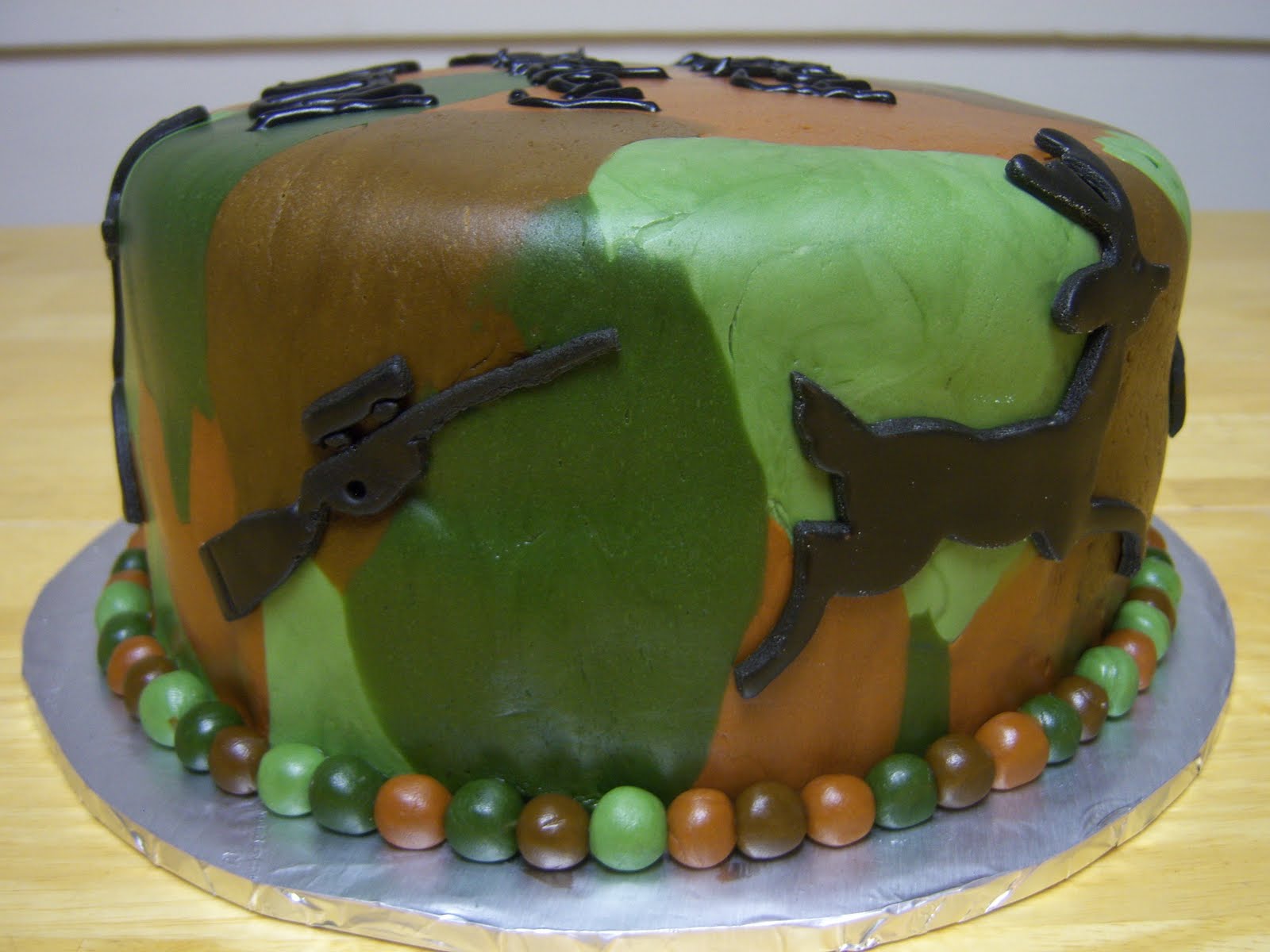 Creative Cakes By Angela: Camouflage Hunting Cake