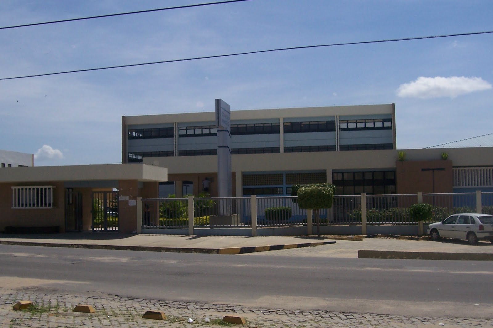 Colegio Modelo Luiz Eduardo Magalhaes - RETOEDU