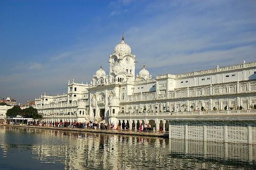 world-amazing: 10 Most Amazing Temples in the World