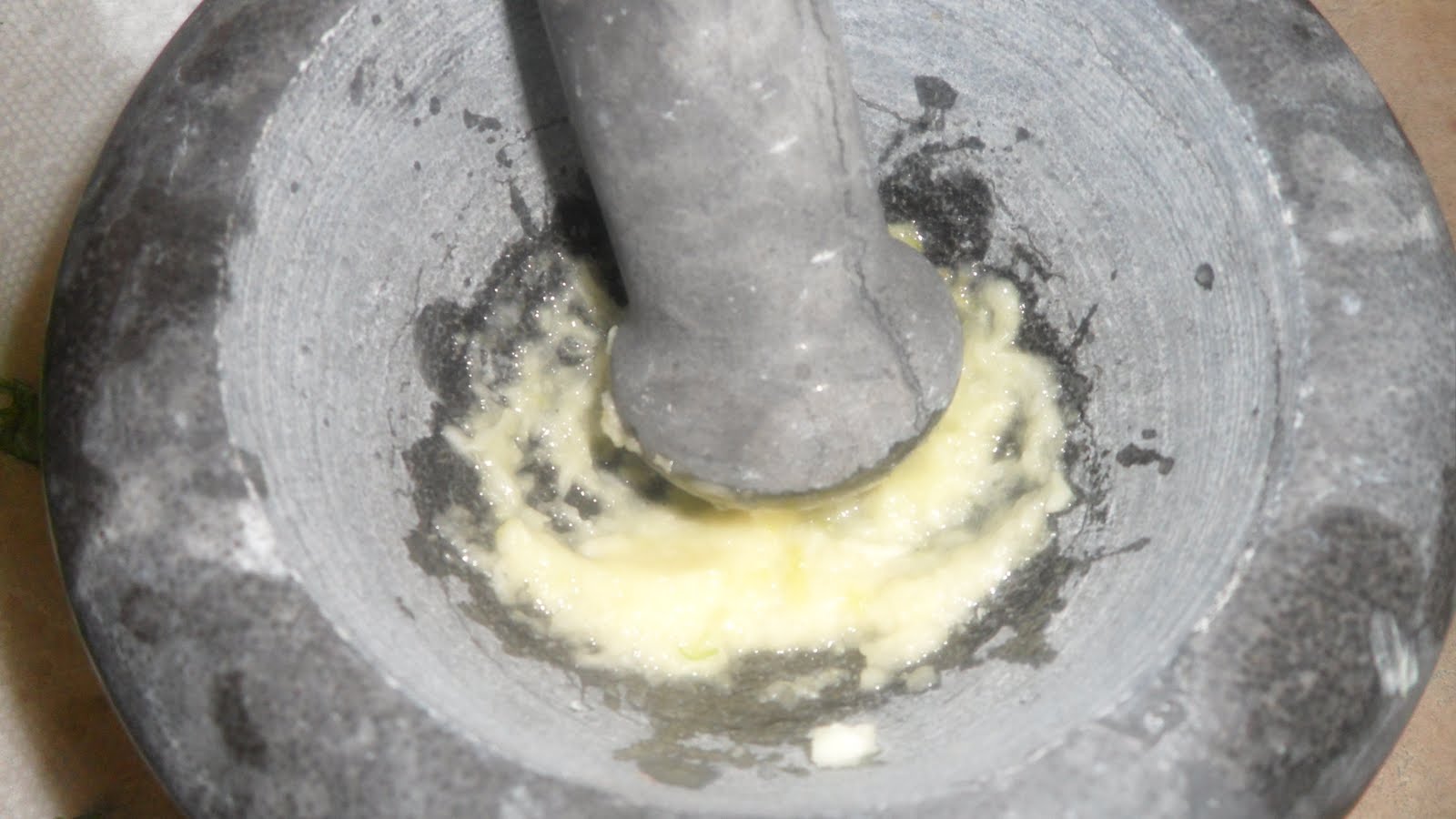 Bhibik ya NehNeh: Bamyeh (okra stew) بامية