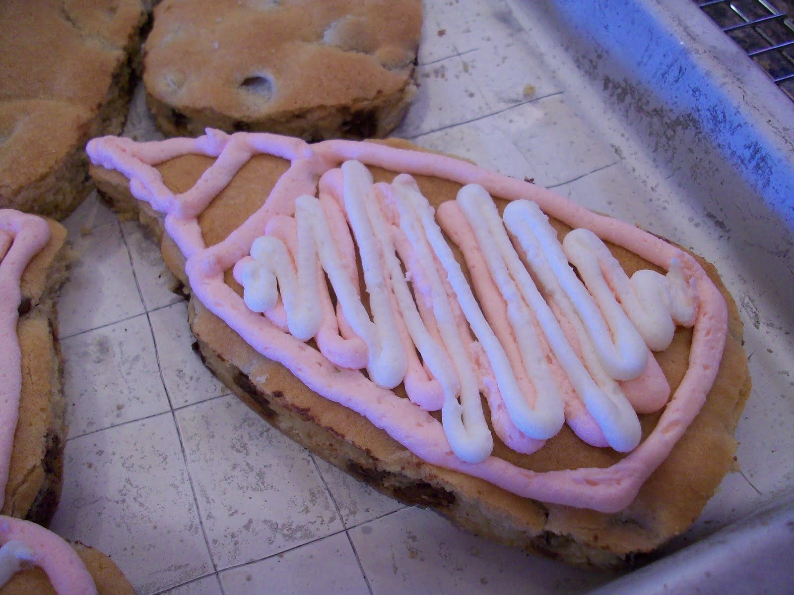It's a Priceless Life: Decorated Chocolate Chip Cookies