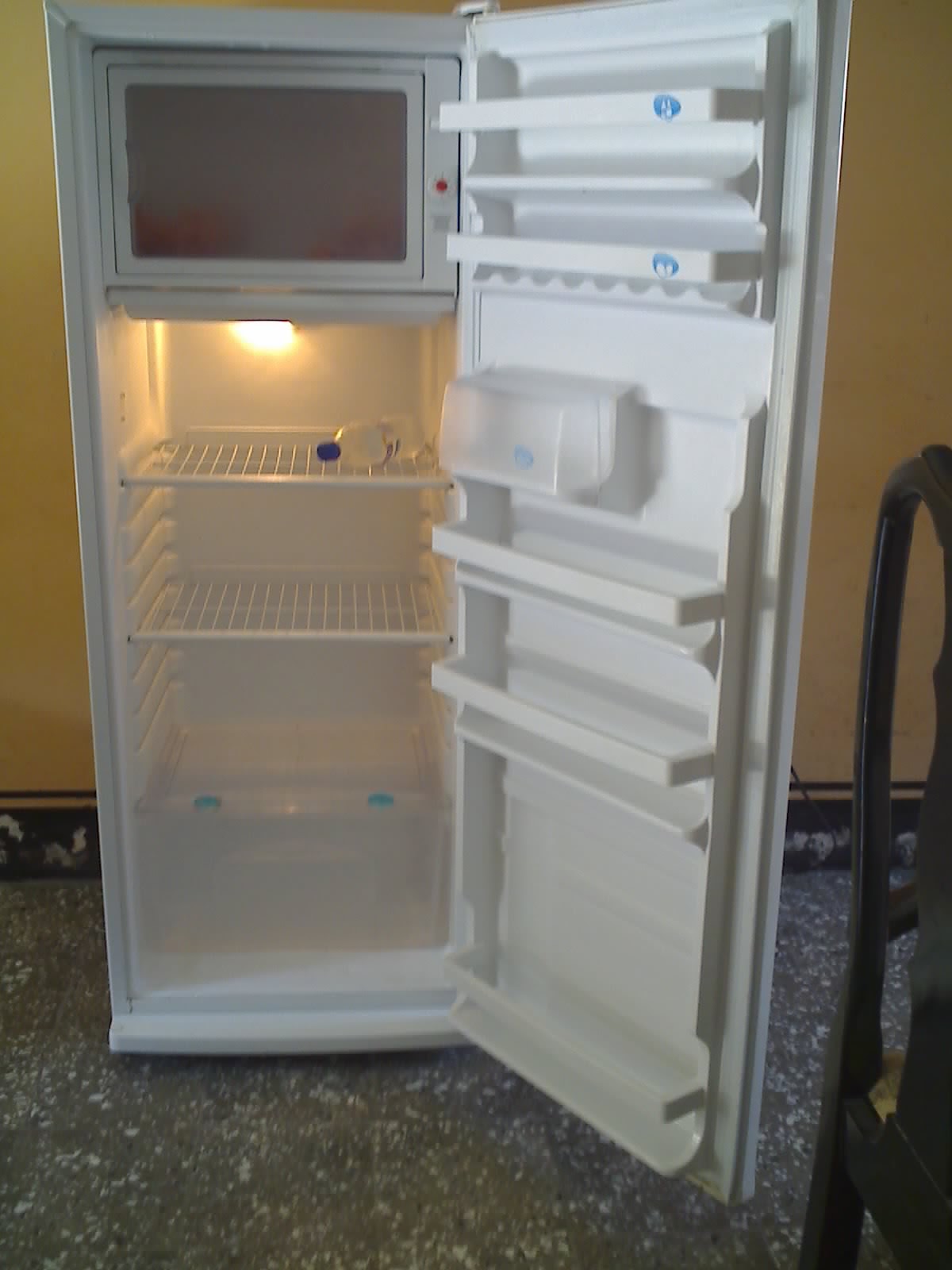 Ventas Online Puerto Cortes: Refrigeradora Cetron
