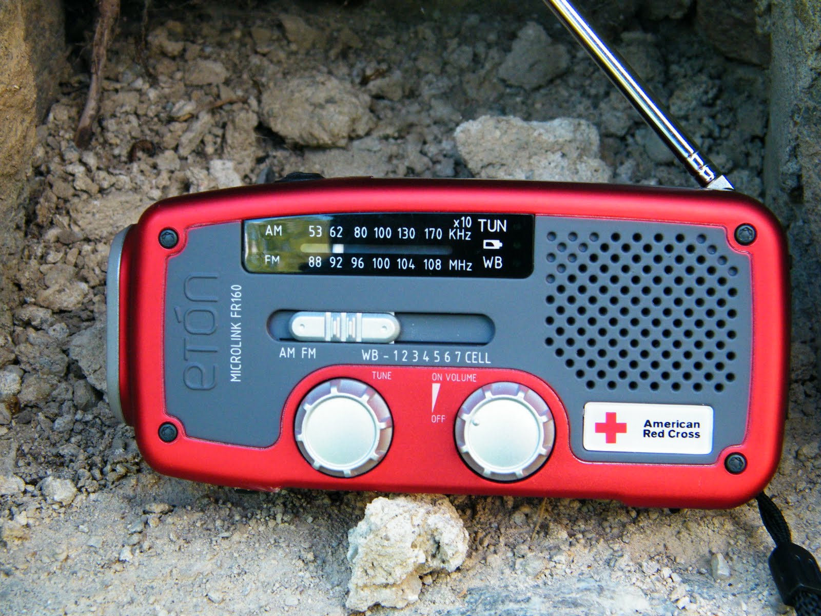 random-stream-of-consciousness-eton-emergency-self-powered-radio