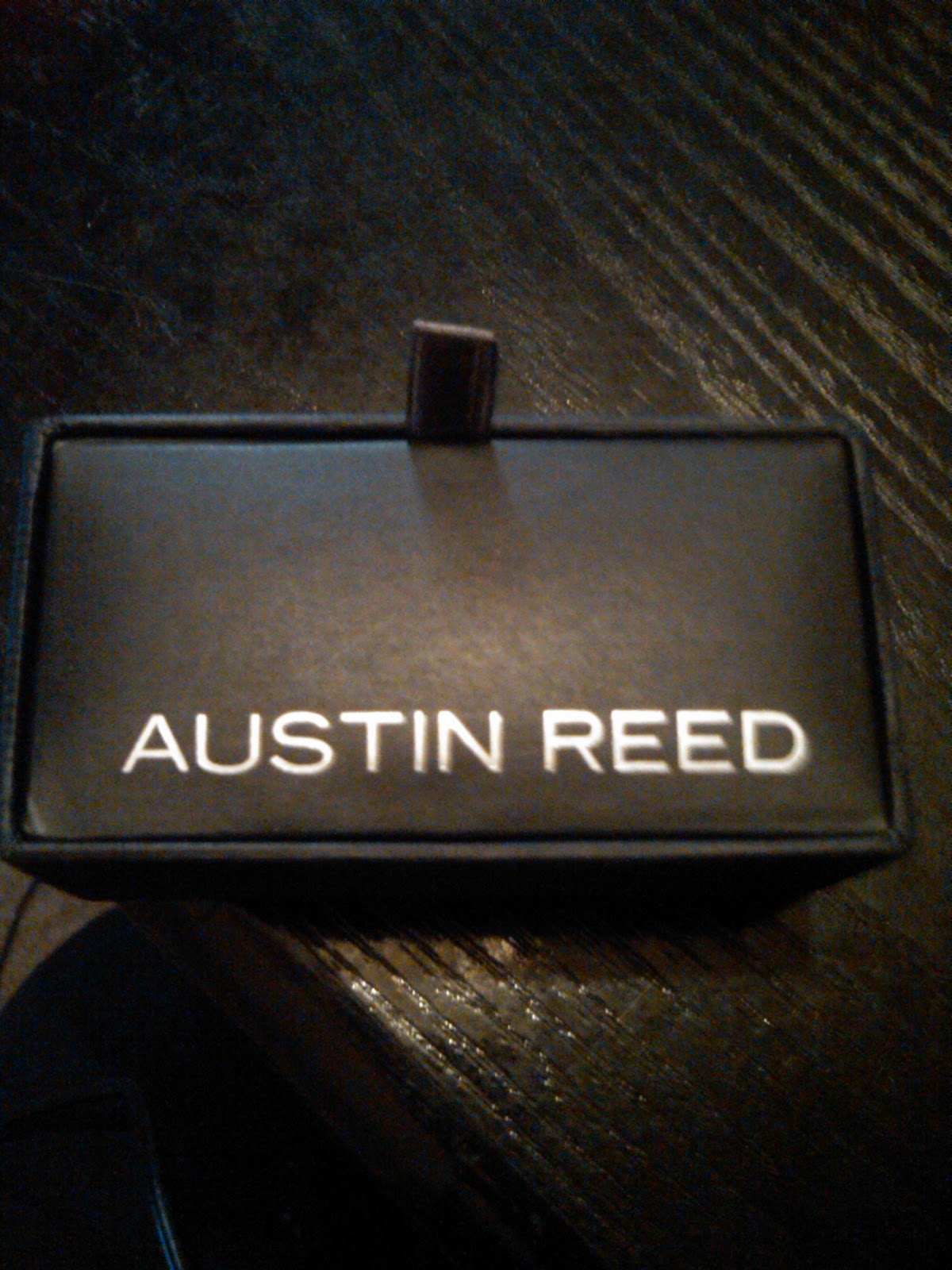 DIARY OF A CLOTHESHORSE: AUSTIN REED "CUFFLINKS" GIVE AWAY