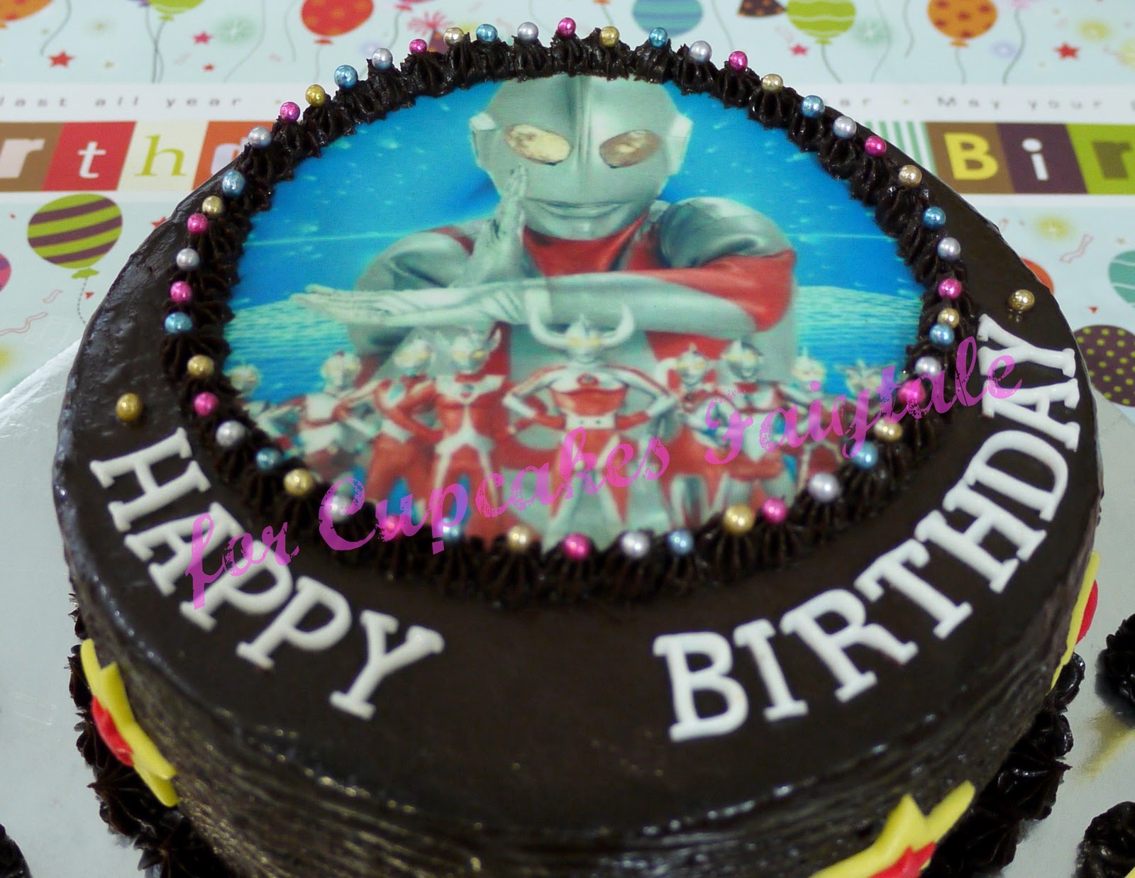 Cupcakes Fairytale: RAPHAEL'S 3RH BIRTHDAY - ULTRAMAN BIRTHDAY CAKE