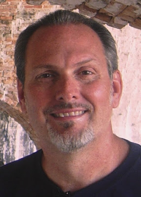 I am an artist: Marty Gordon – Art is Moving