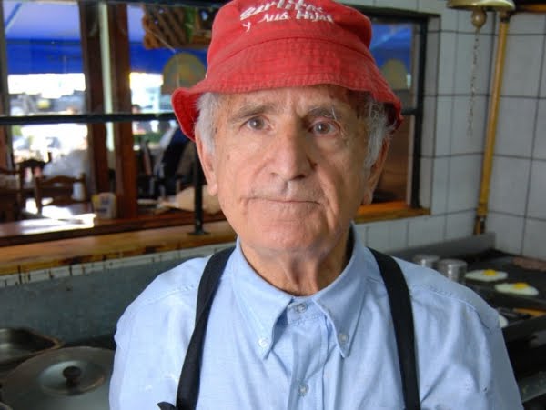 Escupiendo el asado: April 2010