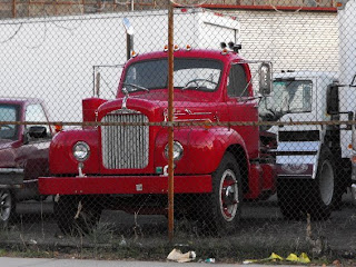 I'm Liking Trucks: 1956 Mack B-61 - Astoria, New York