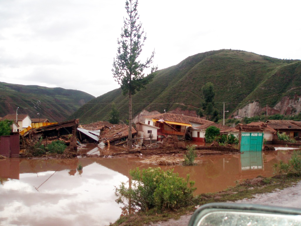 quispicanchi un gran tesoro por descubrir: DISTRITO DE LUCRE.