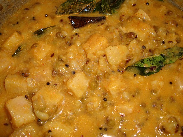 My experiments with cooking: Chena/Elephant Foot Yam Elissery/Erissery