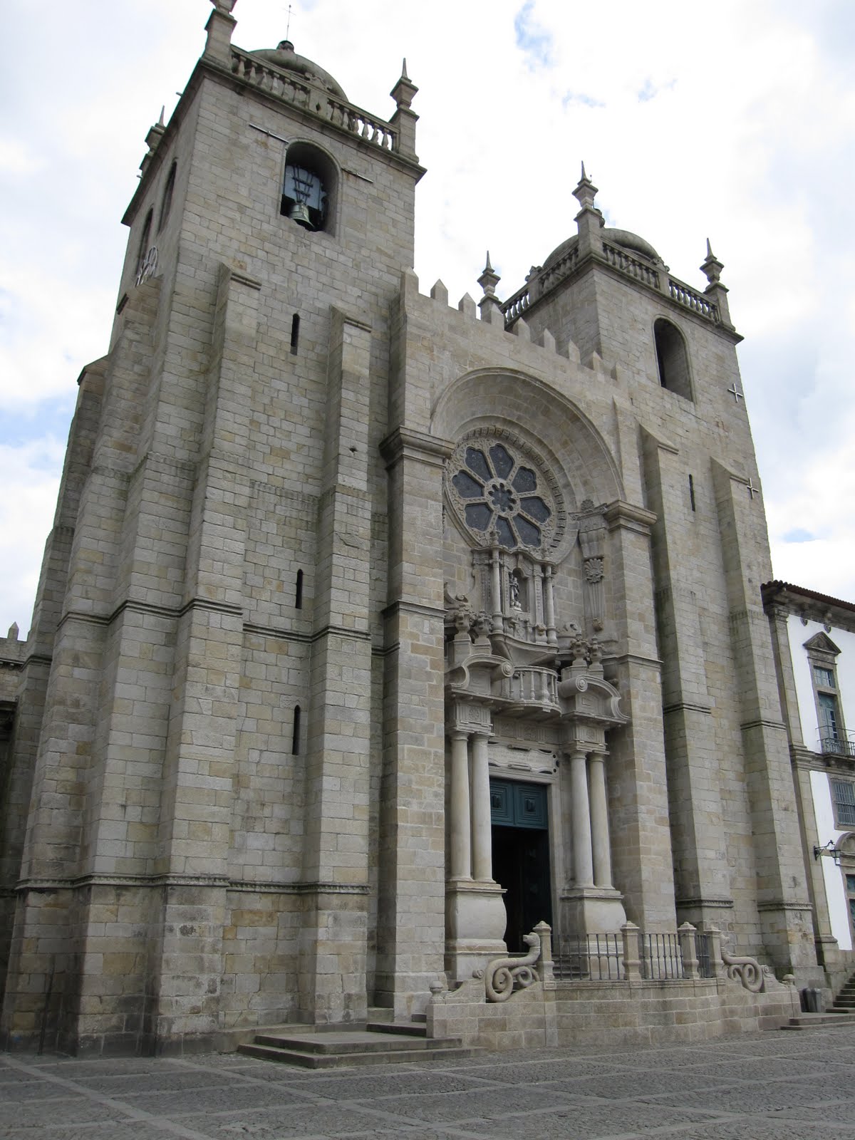 A Chuva e o Bom Tempo: Sé do Porto